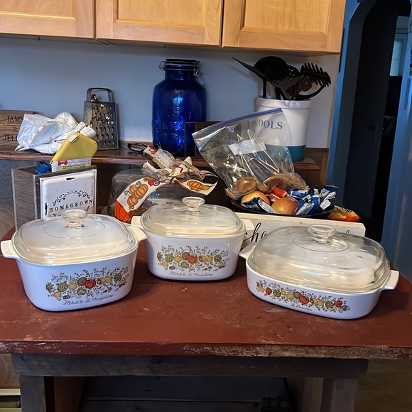 Pyrex | Dining | Vintagepyrex Set Of All Three With Lids Pyrex A9cno ...